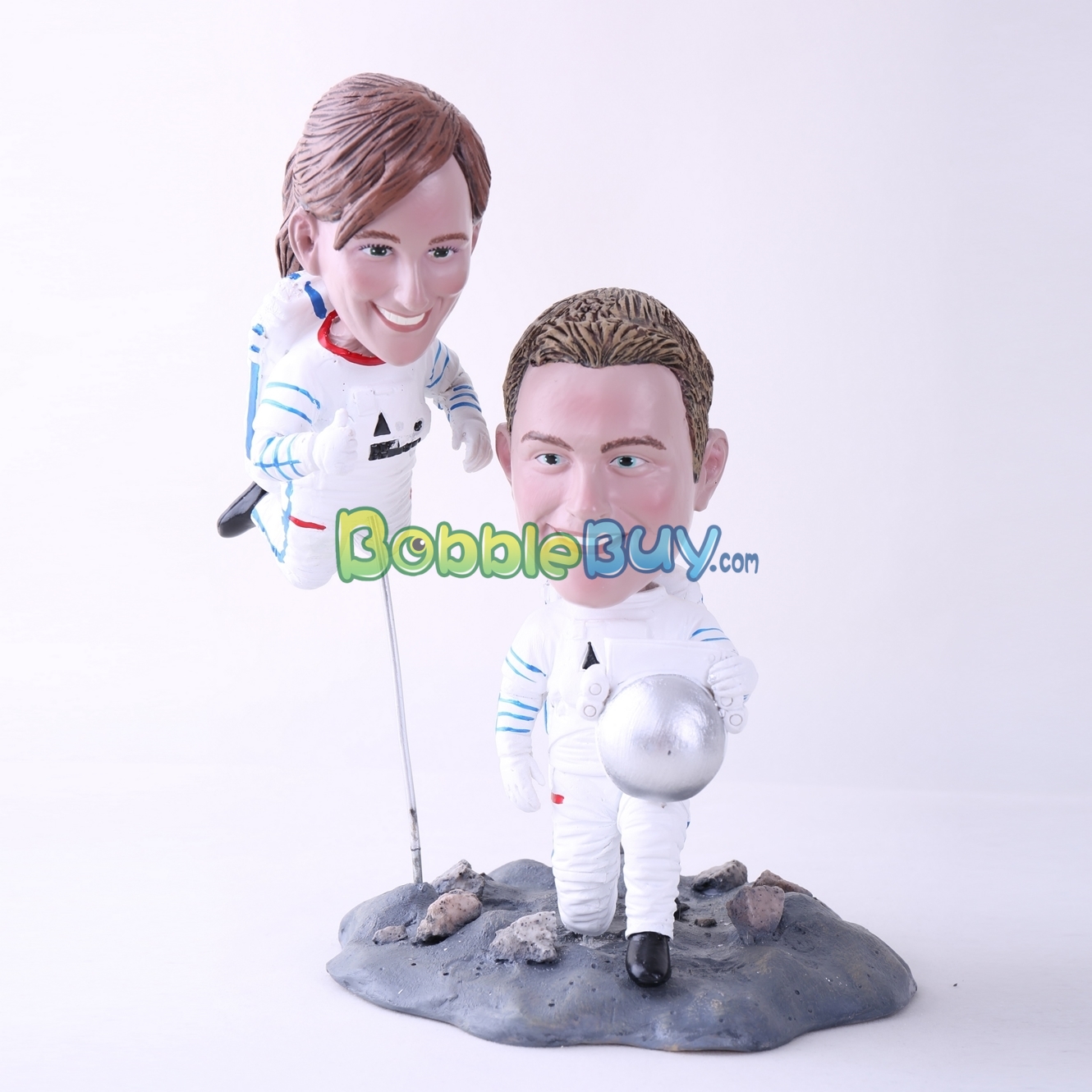 Astronaut Couple Bobblehead | BobbleBuy - Custom Bobbleheads from $50