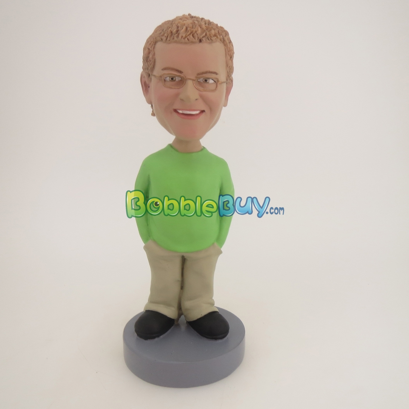 Man In Green With Big Shoe Bobblehead | BobbleBuy - Custom Bobbleheads ...